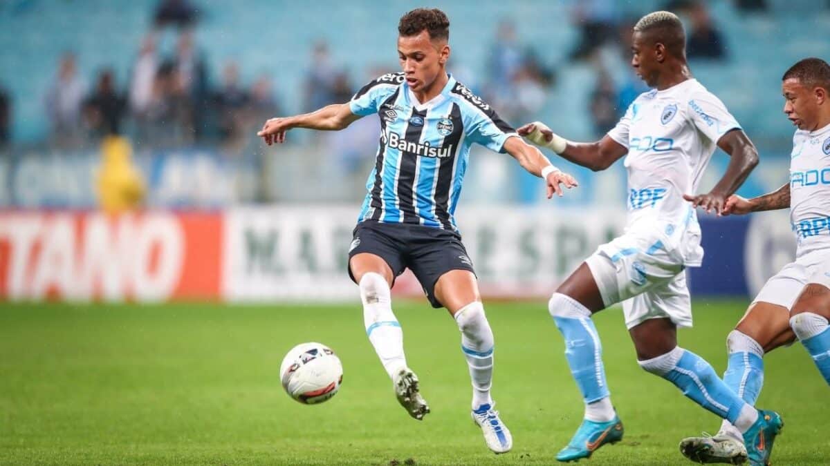 Depois de queda de rendimento, Bitello retoma boas atuações